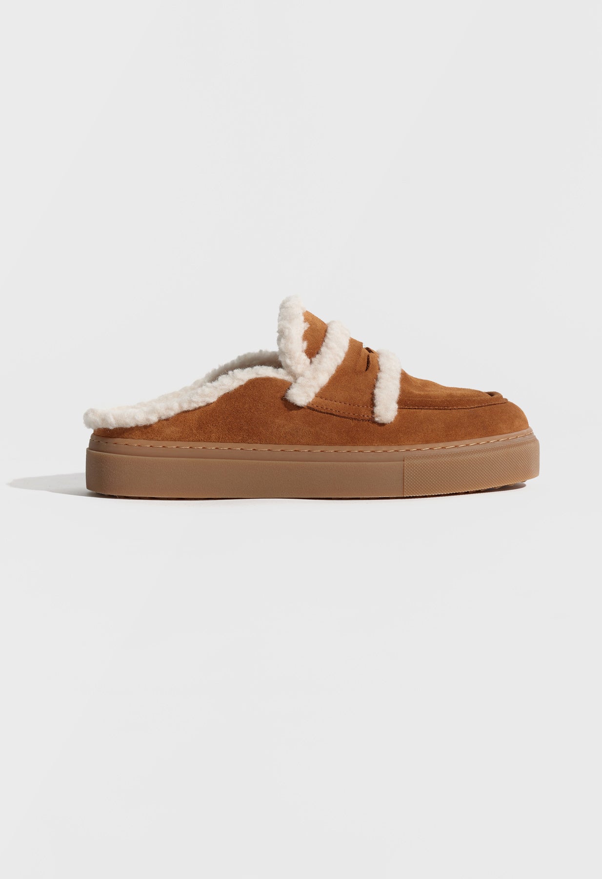 Inuikii Wool Mule in Brown | Winternational