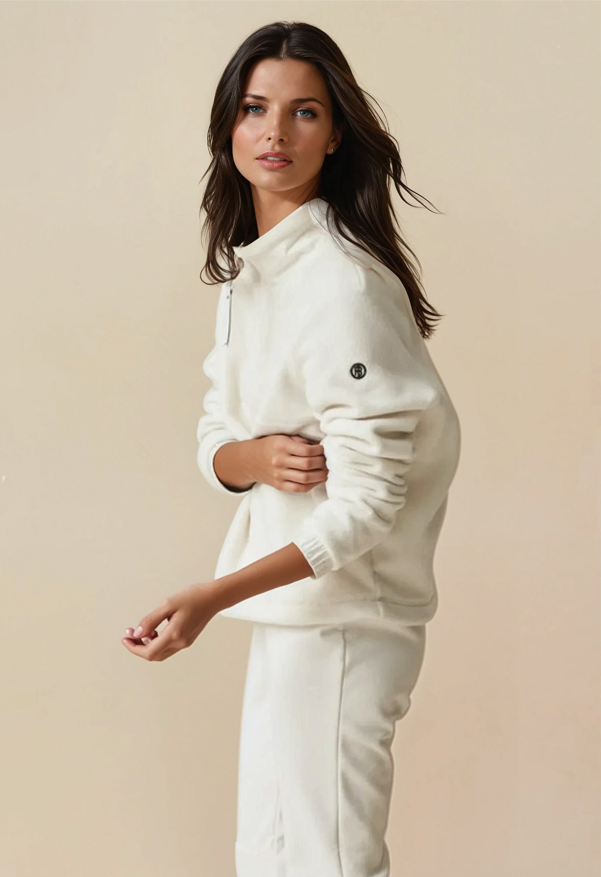 Poivre Blanc Hoody Fleece in Natural White W24-5400 | Winternational